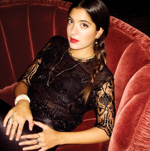 Noor Fares: Η it-σχεδιάστρια κοσμημάτων με τις ελληνικές ρίζες - Instyle GR