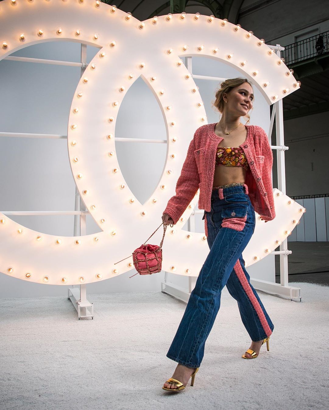 Γαλλική φινέτσα και κομψότητα: Τα looks των ambassadors του οίκου ...