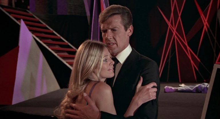 Britt Ekland: Το κορίτσι του James Bond το ομολογεί - “Η ματαιοδοξία ...