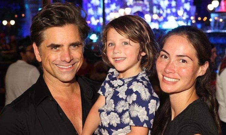 John Stamos: Ο 4χρονος γιος του είναι ο μεγαλύτερος θαυμαστής του - InStyle