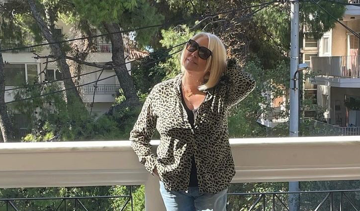 Ρούλα Κορομηλά: Η έκπληξη που της έκαναν οι συνεργάτες της για τα ...