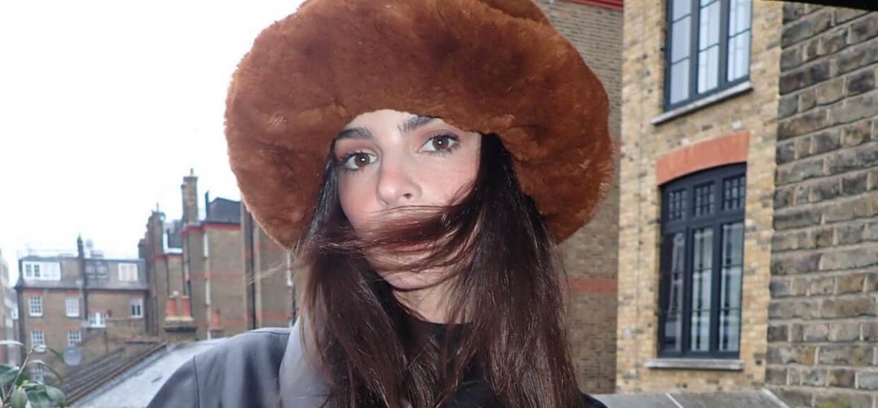 Fuzzy Hats: Πώς θα φορέσουμε με στιλ τα πιο χνουδωτά καπέλα του street ...