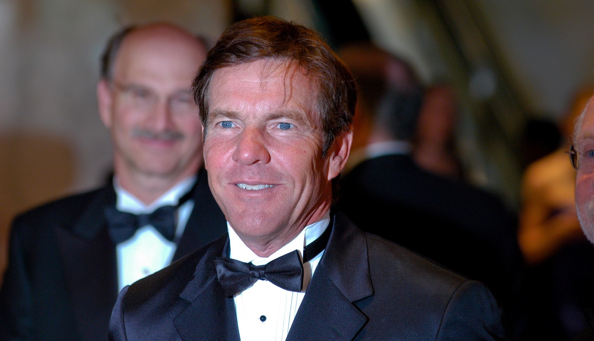 Dennis Quaid: Ο 69χρονος σταρ εντυπωσιάζει στο κόκκινο χαλί μαζί με την ...