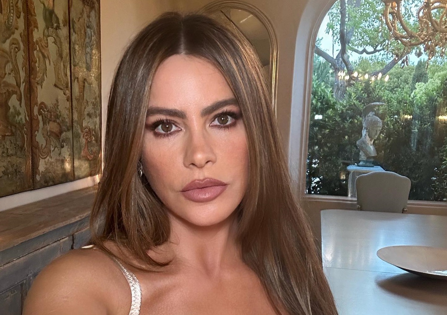 Η Sofia Vergara μοιράζεται το μυστικό της ομορφιάς της - InStyle