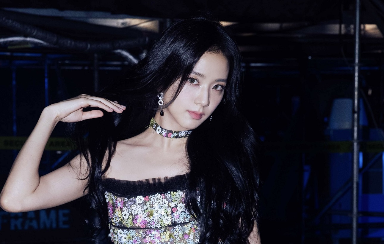 Jisoo: Η σταρ των Blackpink εντυπωσίασε με Dior - Τα επόμενα βήματά του ...