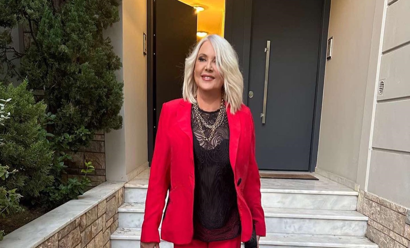 Ρούλα Κορομηλά: Εξόρμηση για το τριήμερο στο βουνό