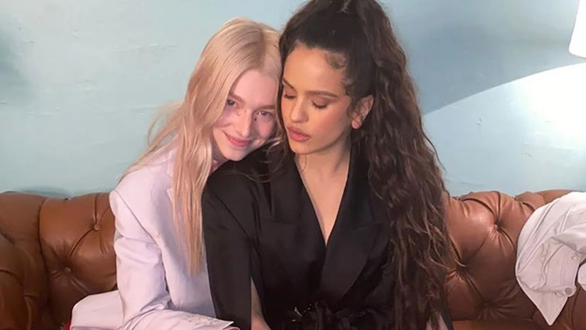 Rosalía: Υπήρξε ζευγάρι με την Hunter Schafer - Οι αποκαλύψεις για τη ...