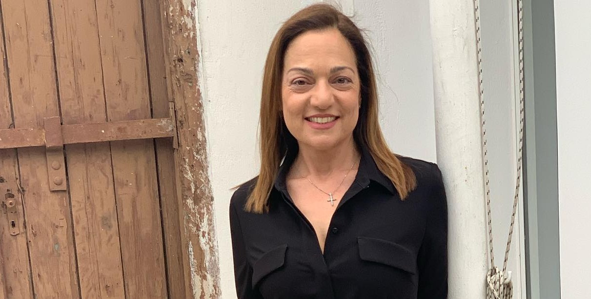 Ελένη Καρακάση: Η ολική υστερεκτομή και οι φήμες για απόπειρα αυτοκτονίας