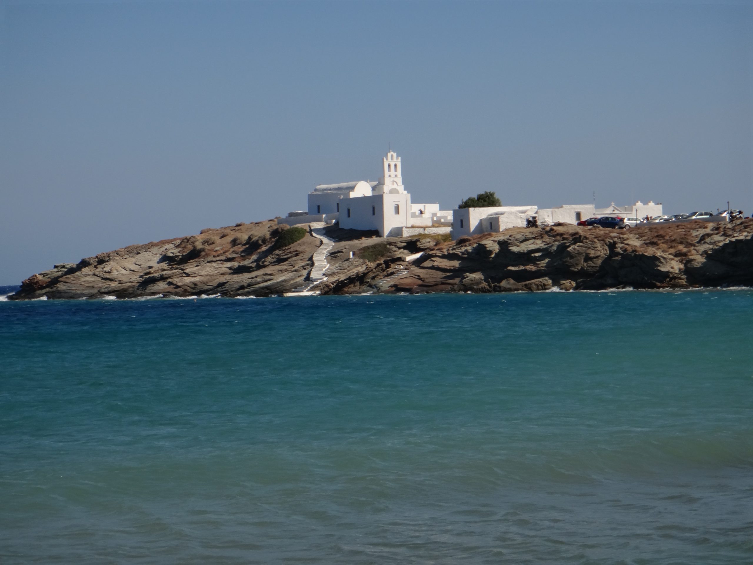 Σίφνος: Ιδανικός προορισμός για χαλάρωση, καλό φαγητό και σαγηνευτικά τοπία