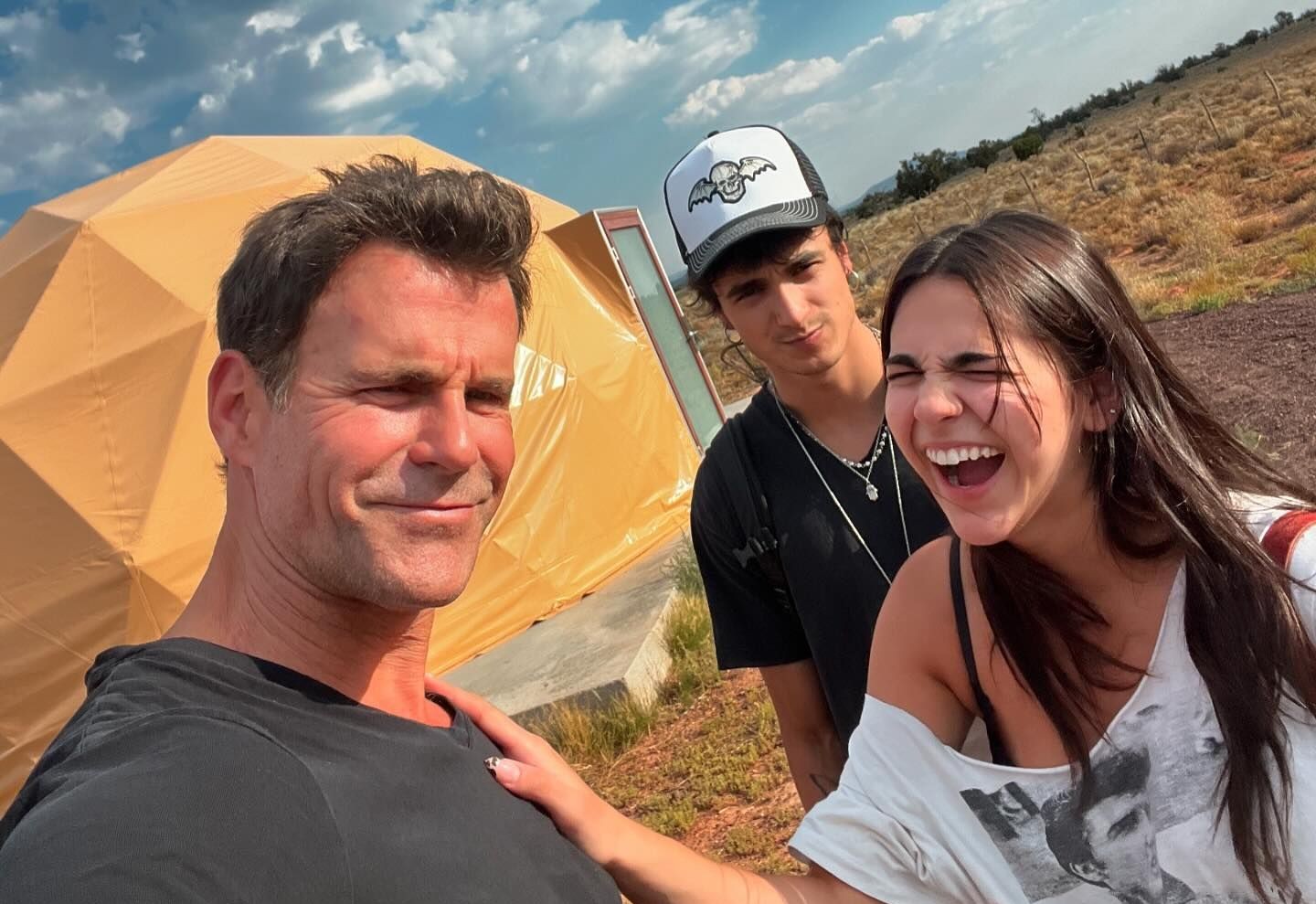 Cameron Mathison: Έκανε τo ίδιo τατουάζ με τα παιδιά του
