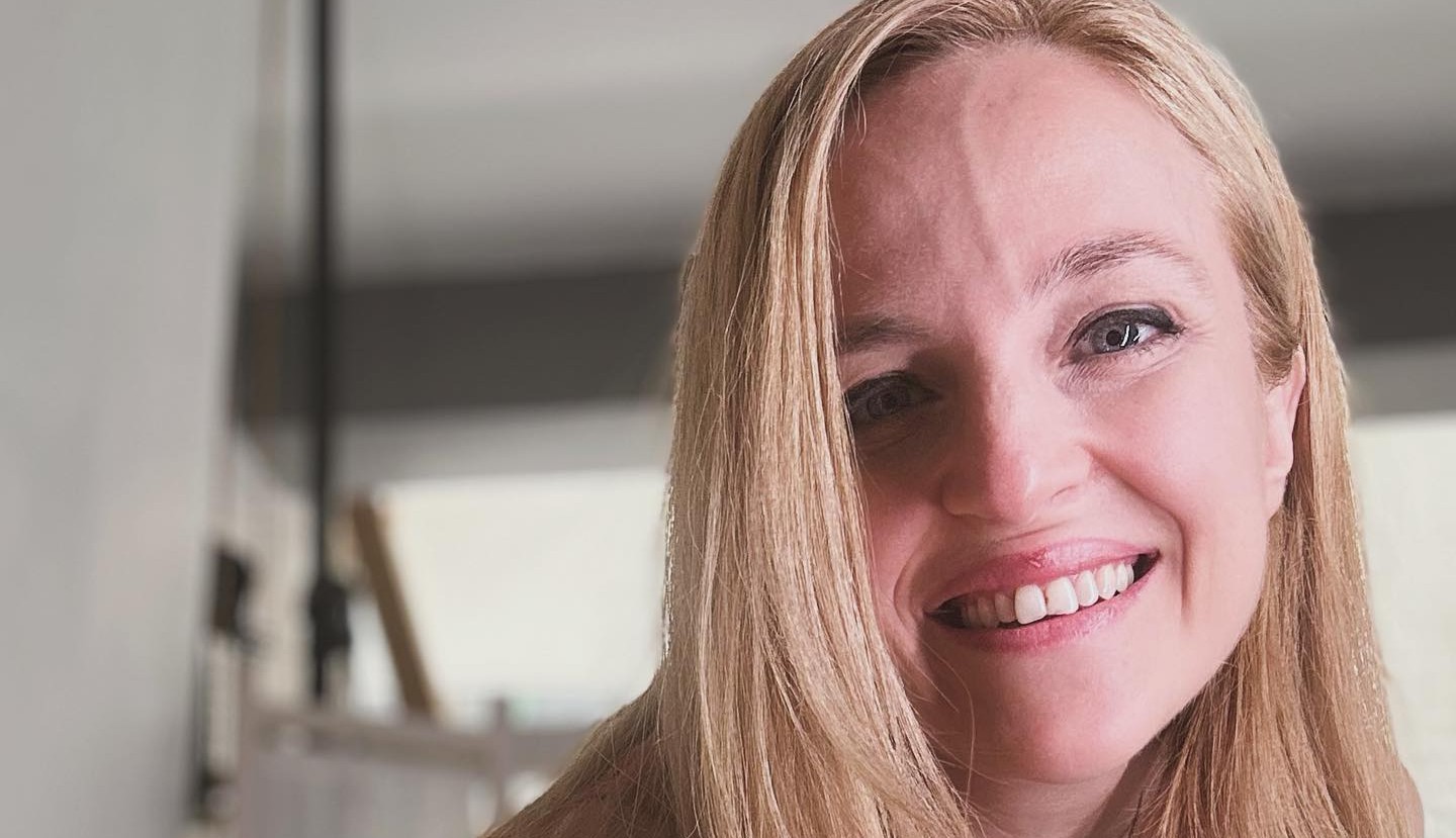 Χαμογελαστή και ανανεωμένη η Έλενα Μαυρίδου - Η βραδινή έξοδος