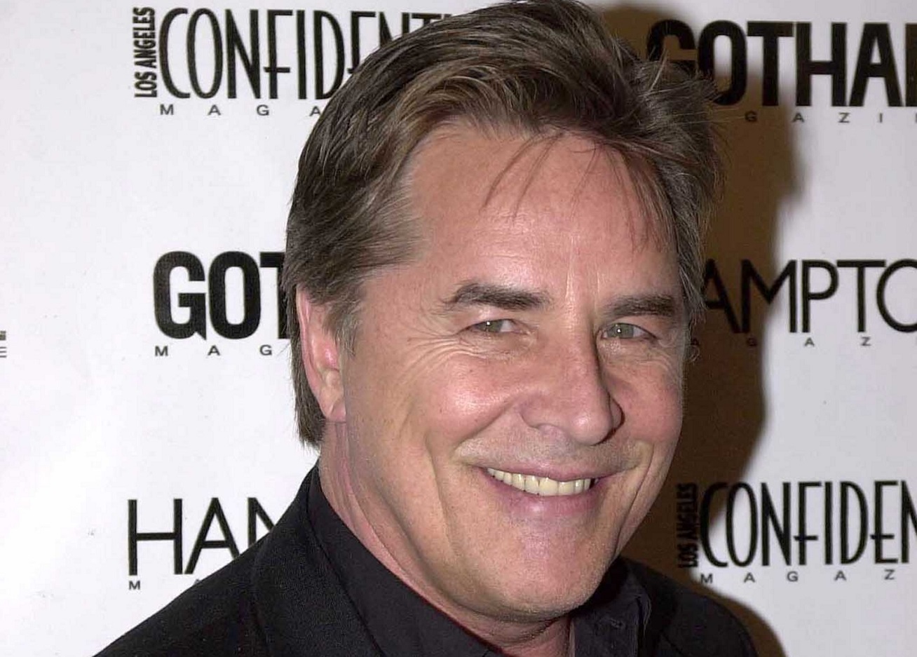 Don Johnson: Αποκαλύπτει το μυστικό για να παραμένει τόσο όμορφος στα 74 του - InStyle