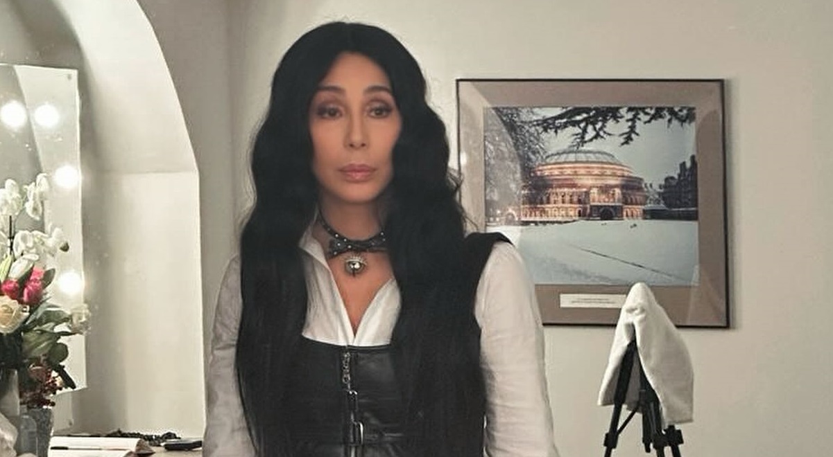 Cher: Ανακοίνωσε την αποχώρησή της από τη μουσική στα 78 ύστερα από 60 ...