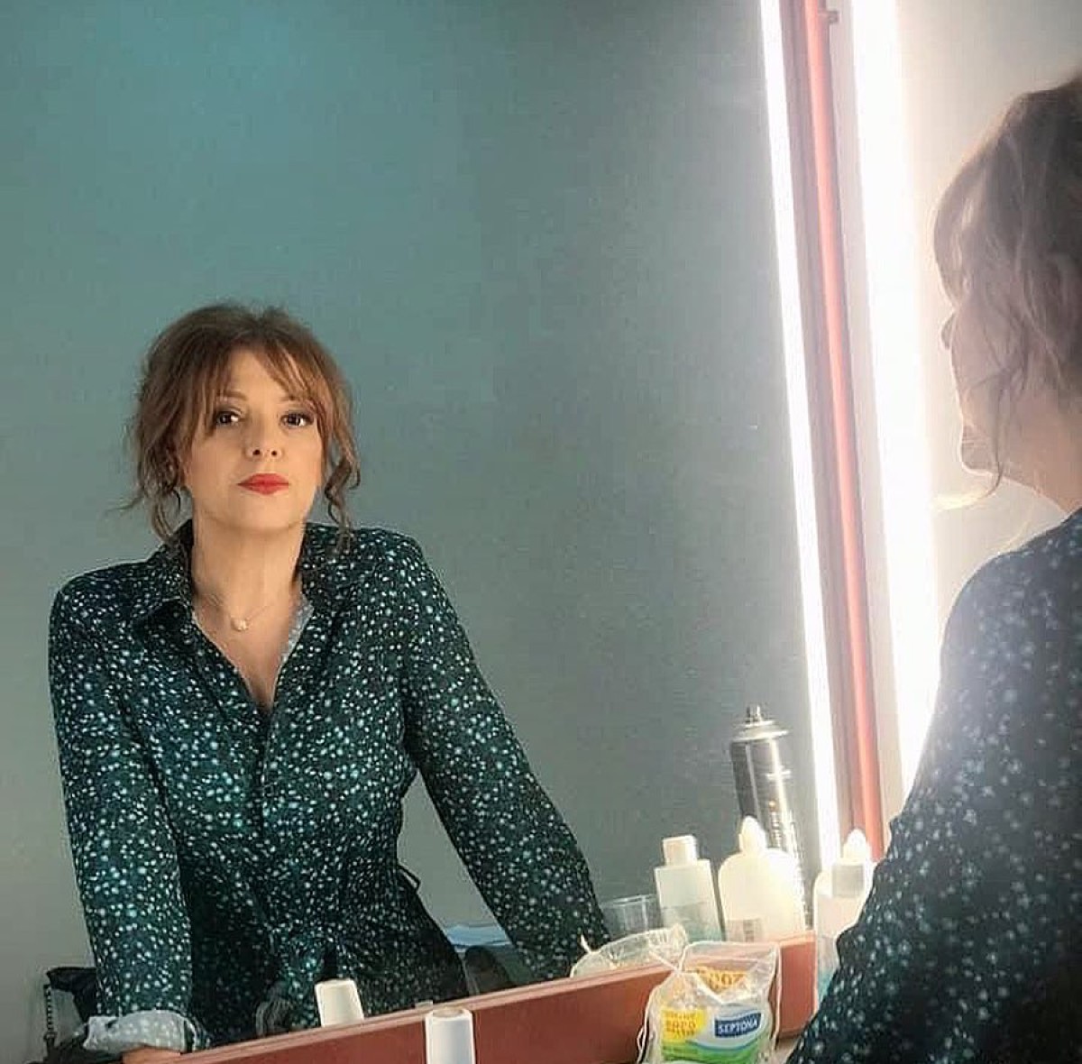 Γενέθλια για την Ελένη Ράντου: Η έκπληξη που της έκαναν οι φίλοι της ...