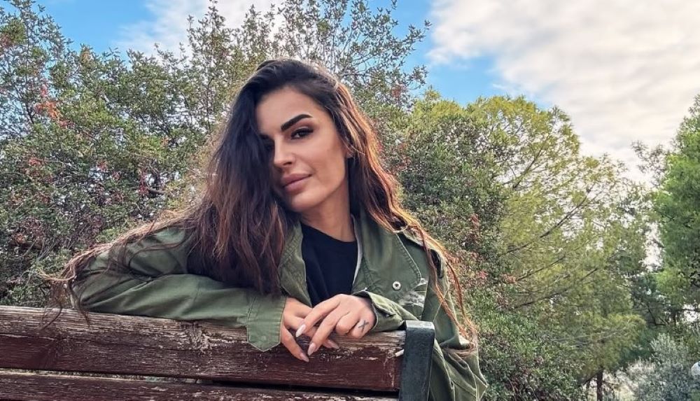 Χριστίνα Κολέτσα: Δύσκολες ώρες για την τραγουδίστρια - InStyle