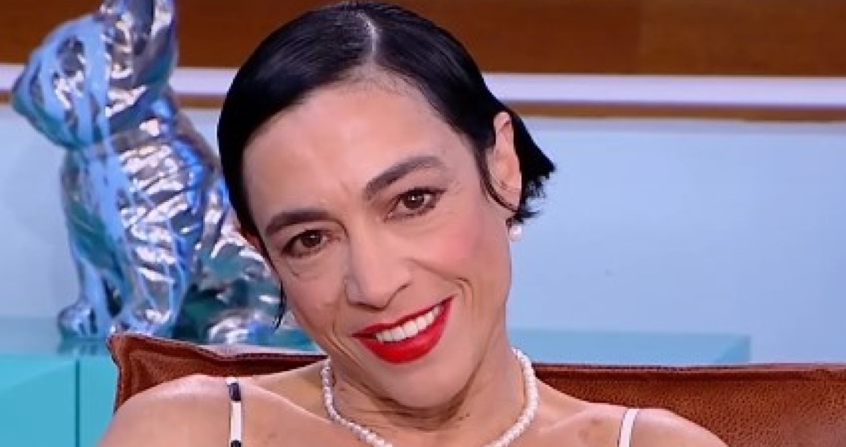 Έλενα Τοπαλίδου: «Είμαι ερωτευμένη...» - Η απάντηση για δεύτερο γάμο