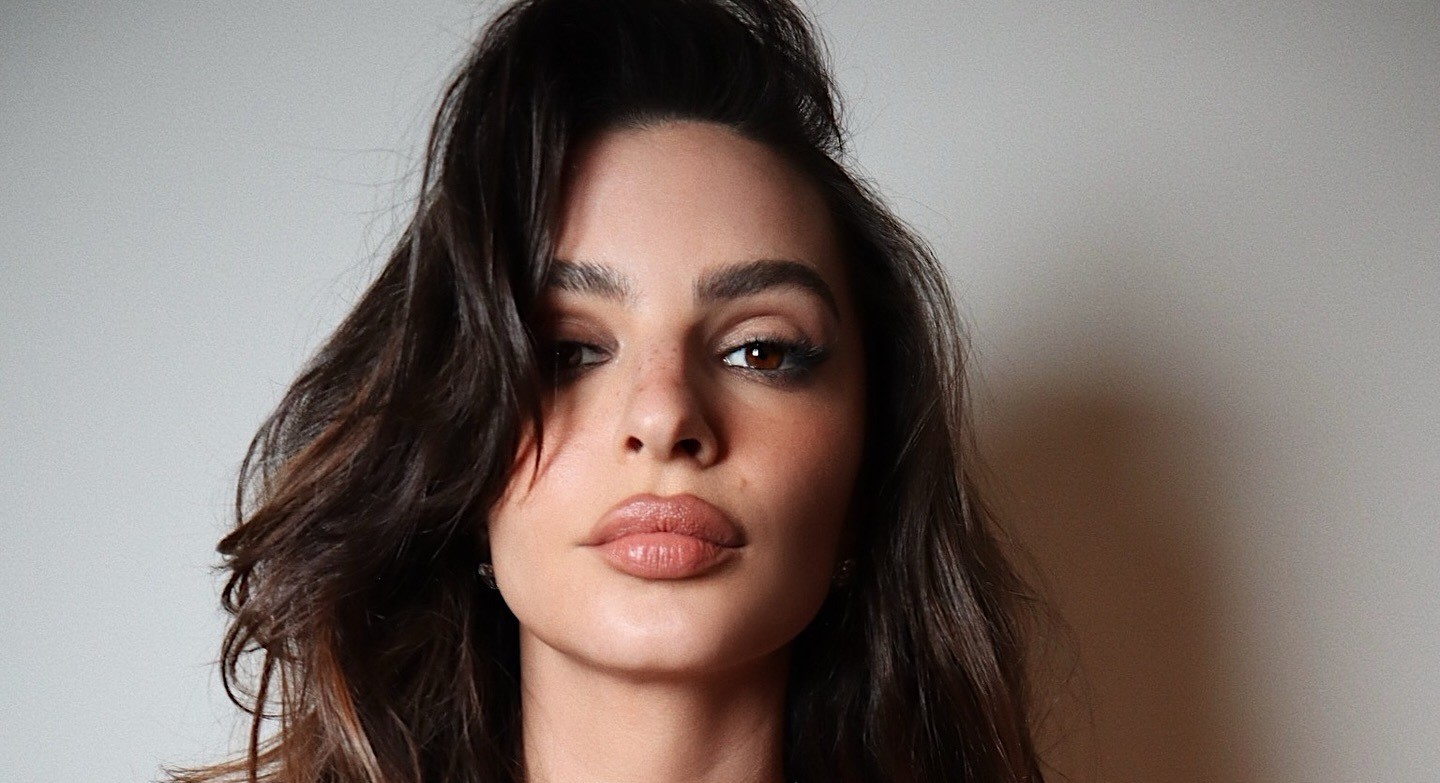 To "toasty glam" μακιγιάζ είναι ό,τι πιο ζεστό, ηλιοκαμένο και σέξι ...