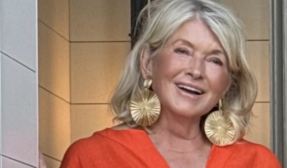 Martha Stewart: Θα ανοίξει ένα νέο εστιατόριο την άνοιξη - InStyle