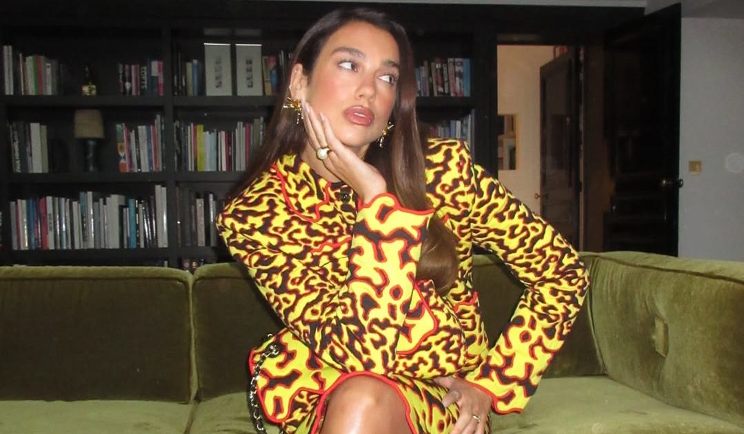 Dua Lipa: Η εμφάνιση που επιβεβαιώνει ότι δεν πρέπει να παίρνουμε τη ...