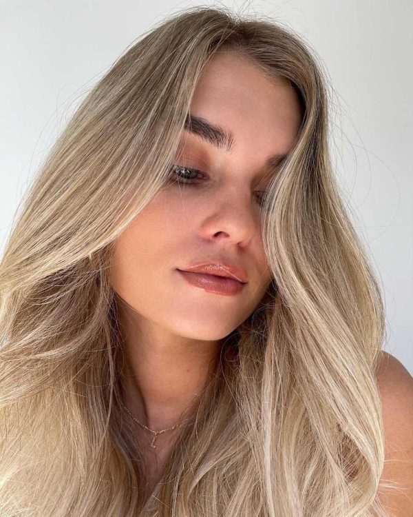 chin bangs Archives - InStyle